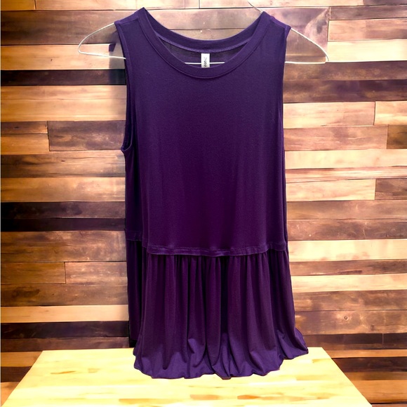 Zenana Outfitters | Tops | Zenana Premium Tunic Top Size Med Nwot ...